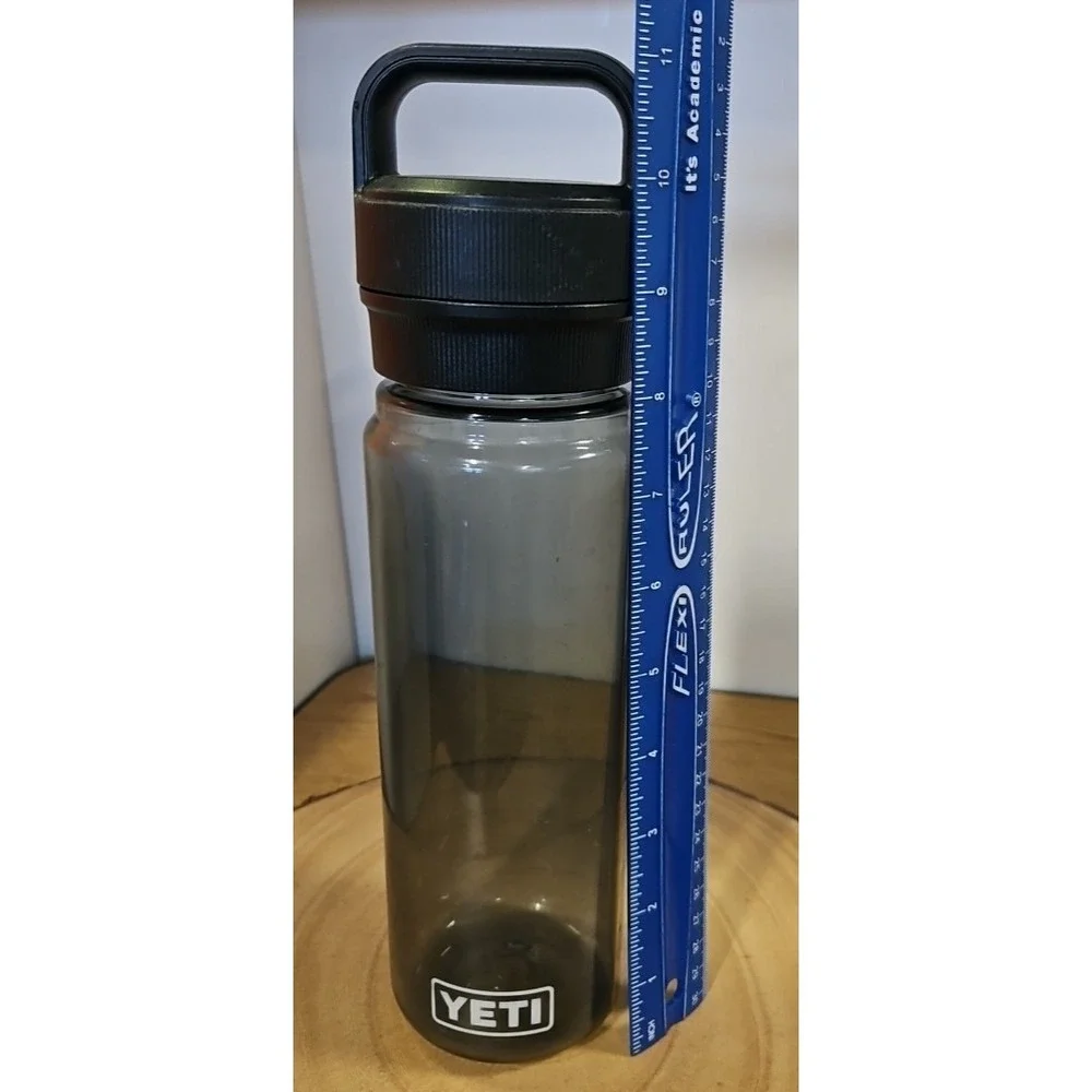 Yeti | Dining | Yeti Yonder 25oz Water Bottle Wchug Cap Big Mouth Screw ...